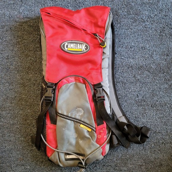 Camelbak | Bags | Camelbak Lobo Unisex Adults Red Hydration Pack Hiking ...